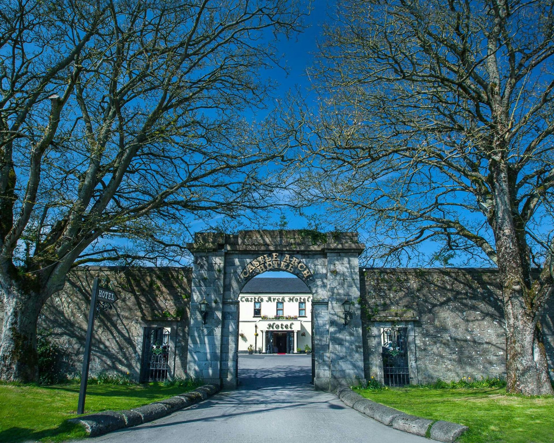 Welcome to Castle Arch Hotel – your charming escape in the historic ...